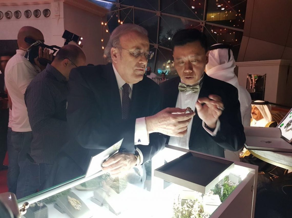 Caratell wins Best Jewellery in Asia Award | Solitaire Magazine