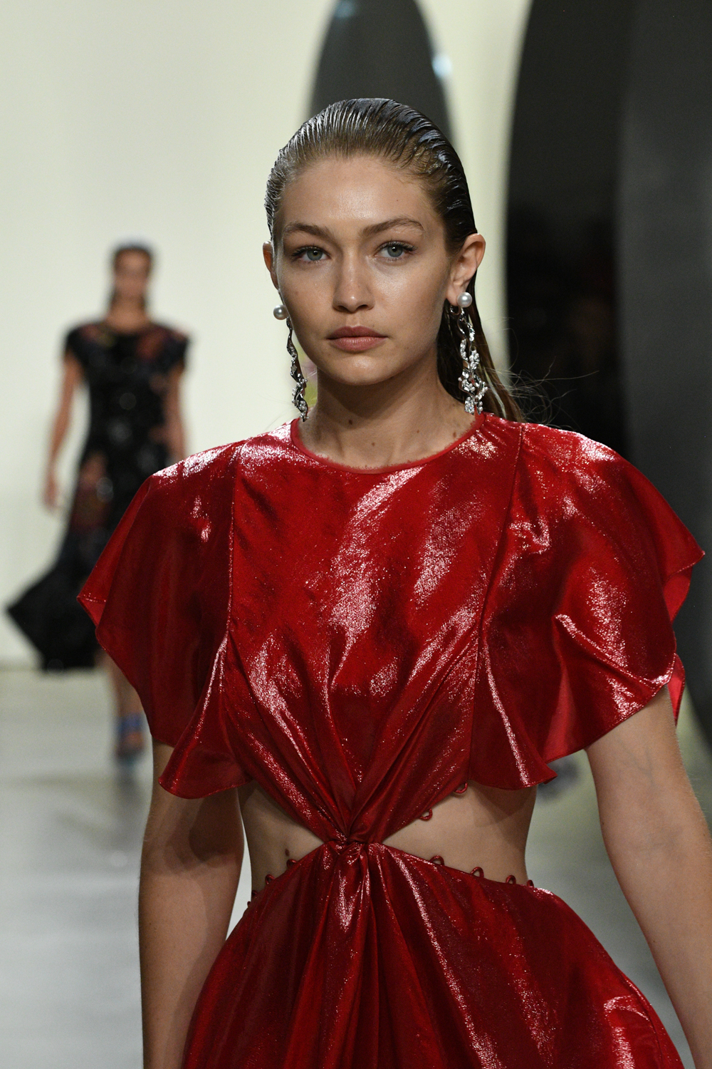 THE EDGE OF PEARL | Solitaire Magazine