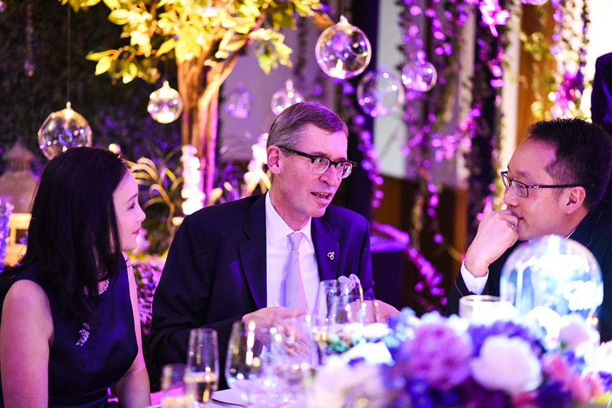 UP CLOSE & PERSONAL | Solitaire Magazine