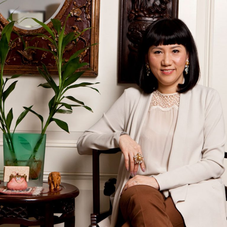 Dilys’ | Solitaire Magazine