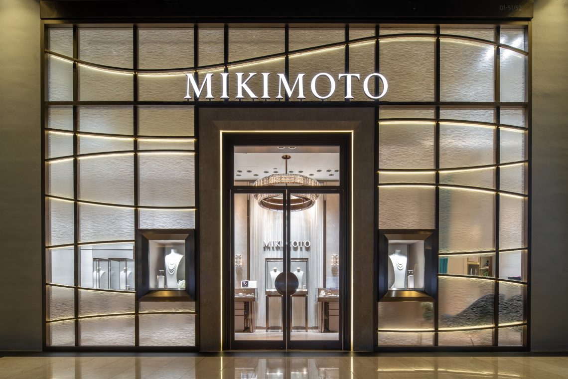 UP CLOSE & PERSONAL WITH MIKIMOTO'S YASUHIKO HASHIMOTO | Solitaire Magazine