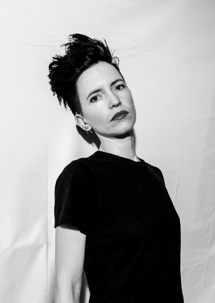 HANNAH MARTIN'S NEW ACT OF REBELLION | Solitaire Magazine