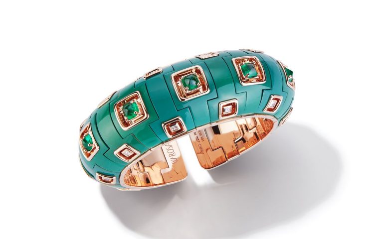 SCAVIA'S PURSUIT OF EXCEPTION | Solitaire Magazine