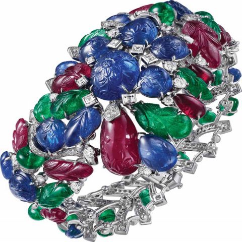 WEARABLE FANTASIES | Solitaire Magazine